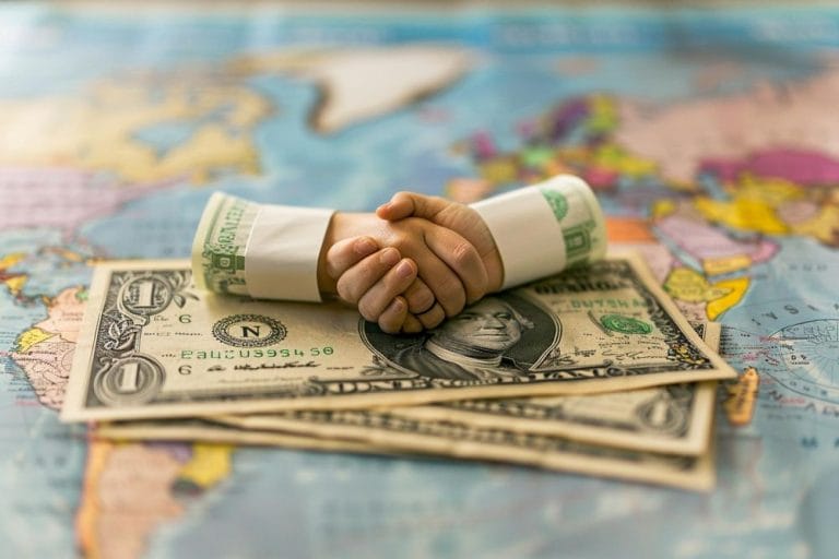 Currency Exchange Rates: How Global Events Affect Prices